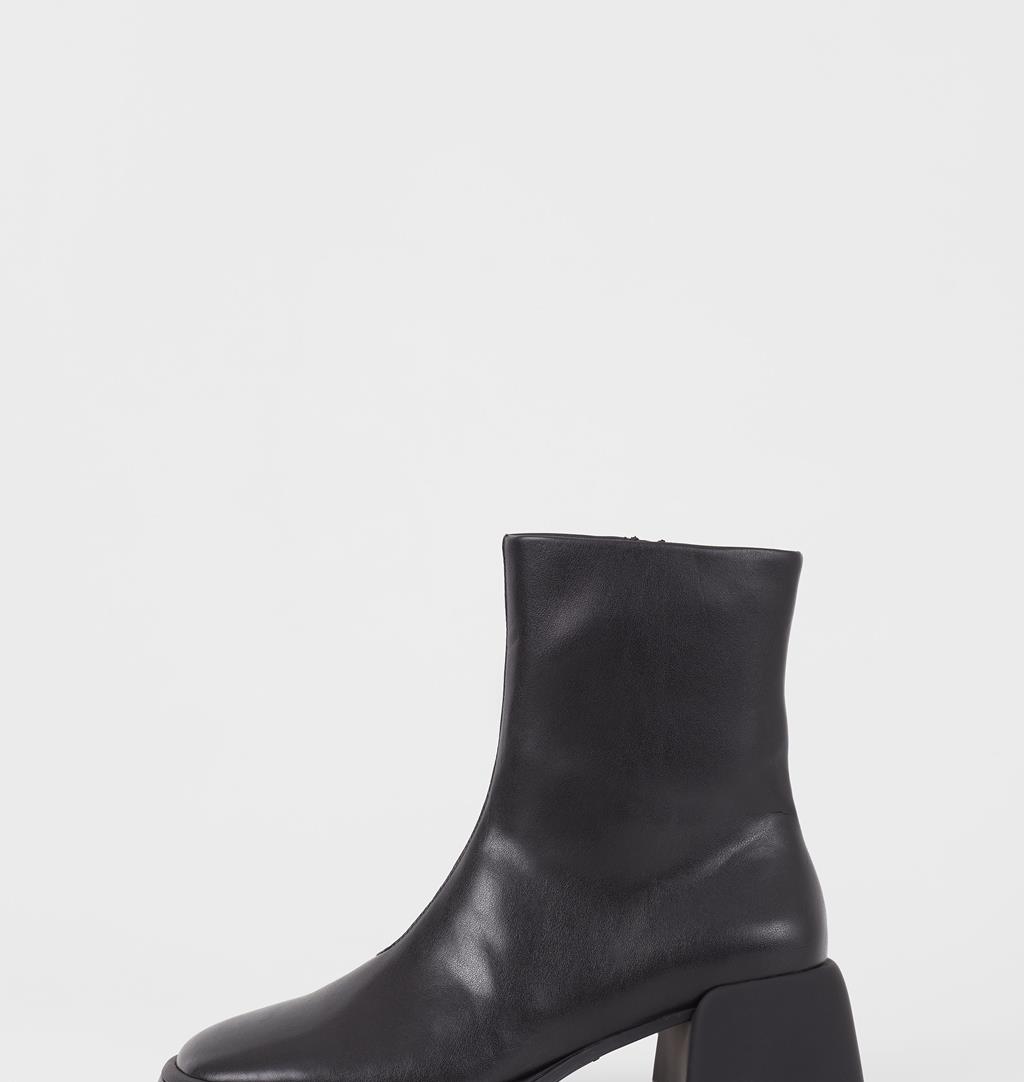 Vagabond - Ansie | Boots | Black | Woman