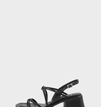 Vagabond - Ines | Sandals | Black | Woman